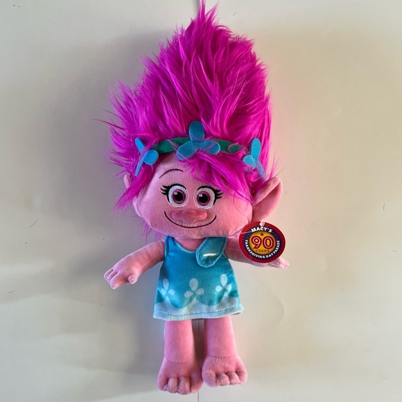 Dreamworks | Toys | Nwt New Dreamworks Trolls Pink Poppy Stuffed Plush ...